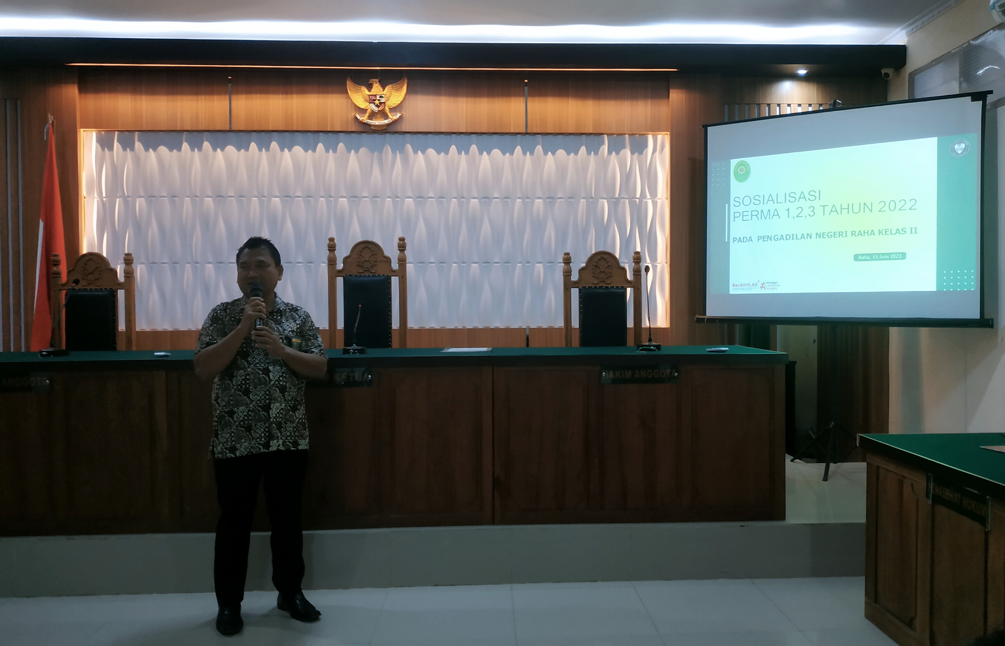 Aparatur PN Raha Ikuti Sosialisasi Perma Nomor 1, 2, dan 3 Tahun 2022